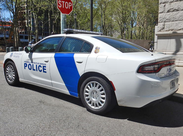 EINSATZFAHRZEUGE WELTWEIT